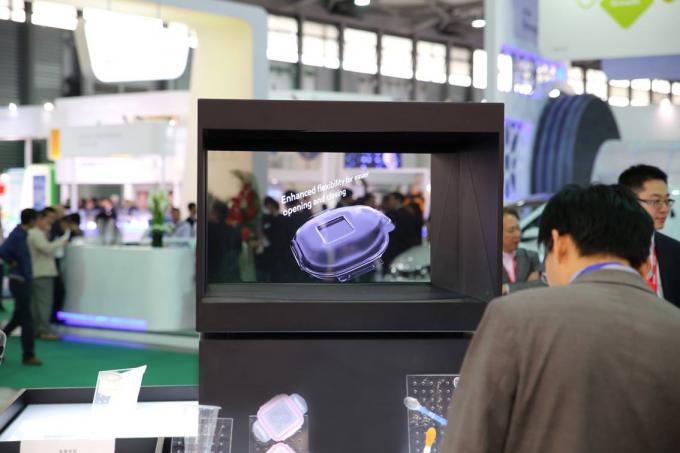 Full HD 180° 22" Holocube 3D Hologram Showcase Holobox With Flight Case ...