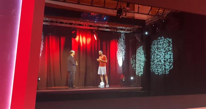 Musion Eyeliner Foil 3D Holographic Projection Hologram Stage Screen ...