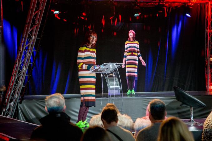 Musion Eyeliner Foil 3D Holographic Projection Hologram Stage Screen ...