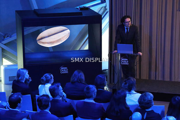 180 Degree 22 Inch hologram pyramid display 3D Holocube For Exhibition